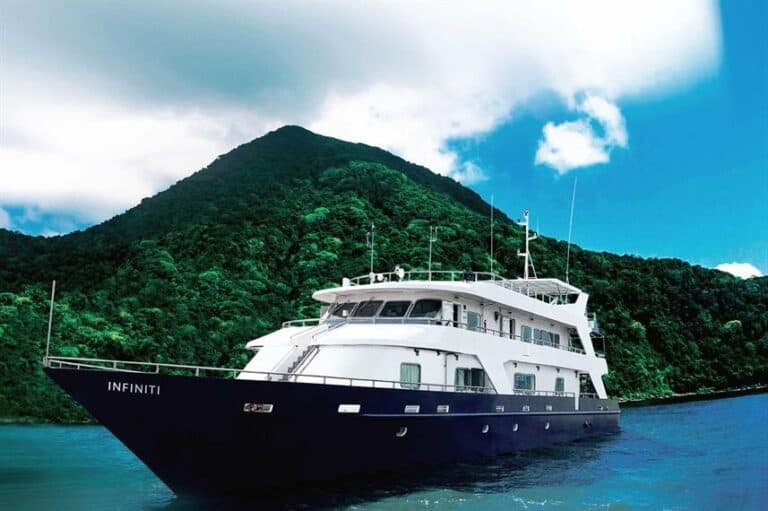 Best Scuba Diving Liveaboards Around the World (+ Expert Tips!) | Two ...