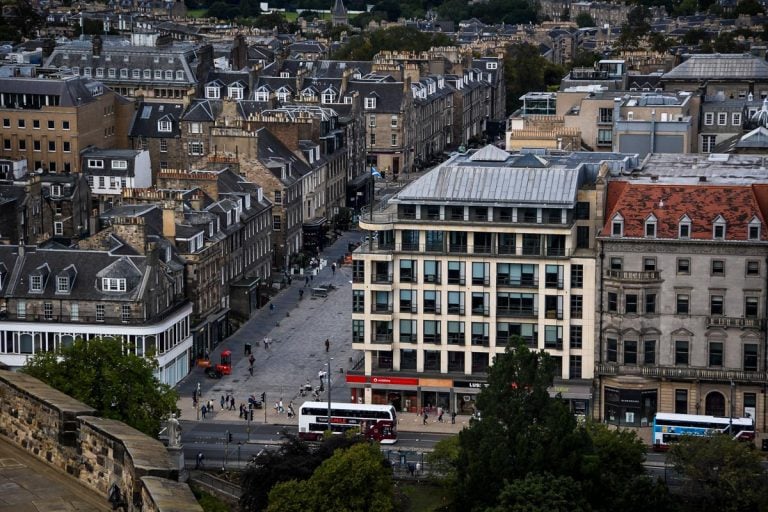 20 Best Airbnbs in Edinburgh, Scotland | Two Wandering Soles