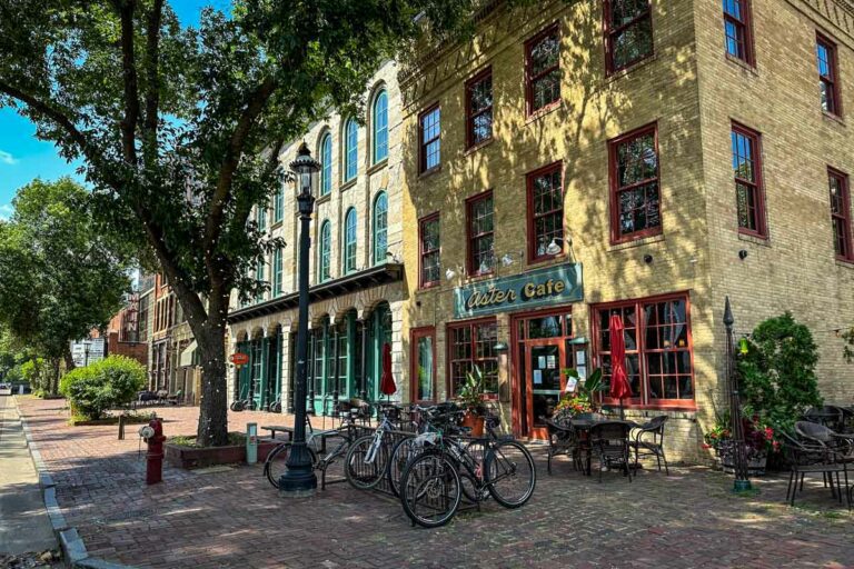 60 Fun Things to Do in Minneapolis (all year round!) | Two Wandering Soles