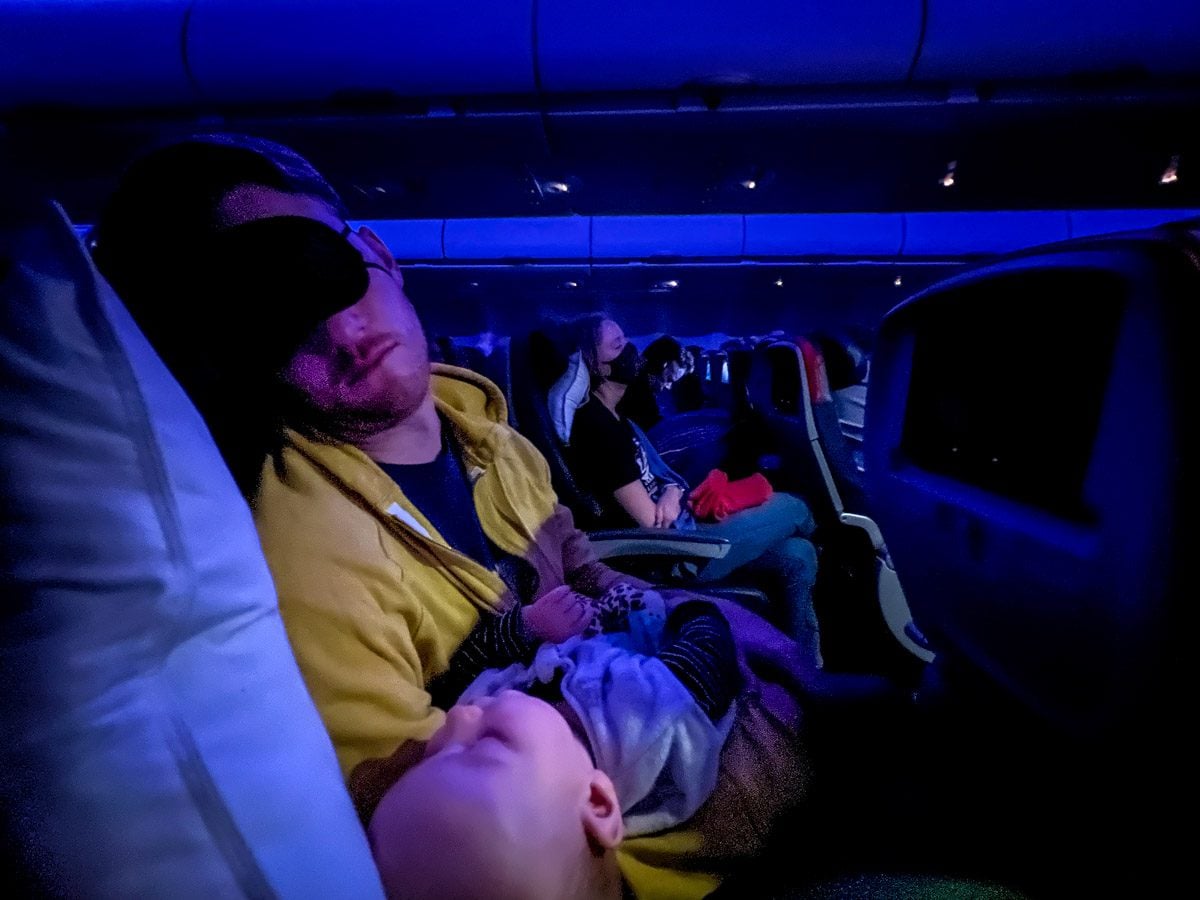 How to Combat Jet Lag (tips & tricks) | Two Wandering Soles