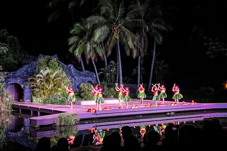 35 Best Things to do in Hawaii: Ultimate Bucket List + Tips