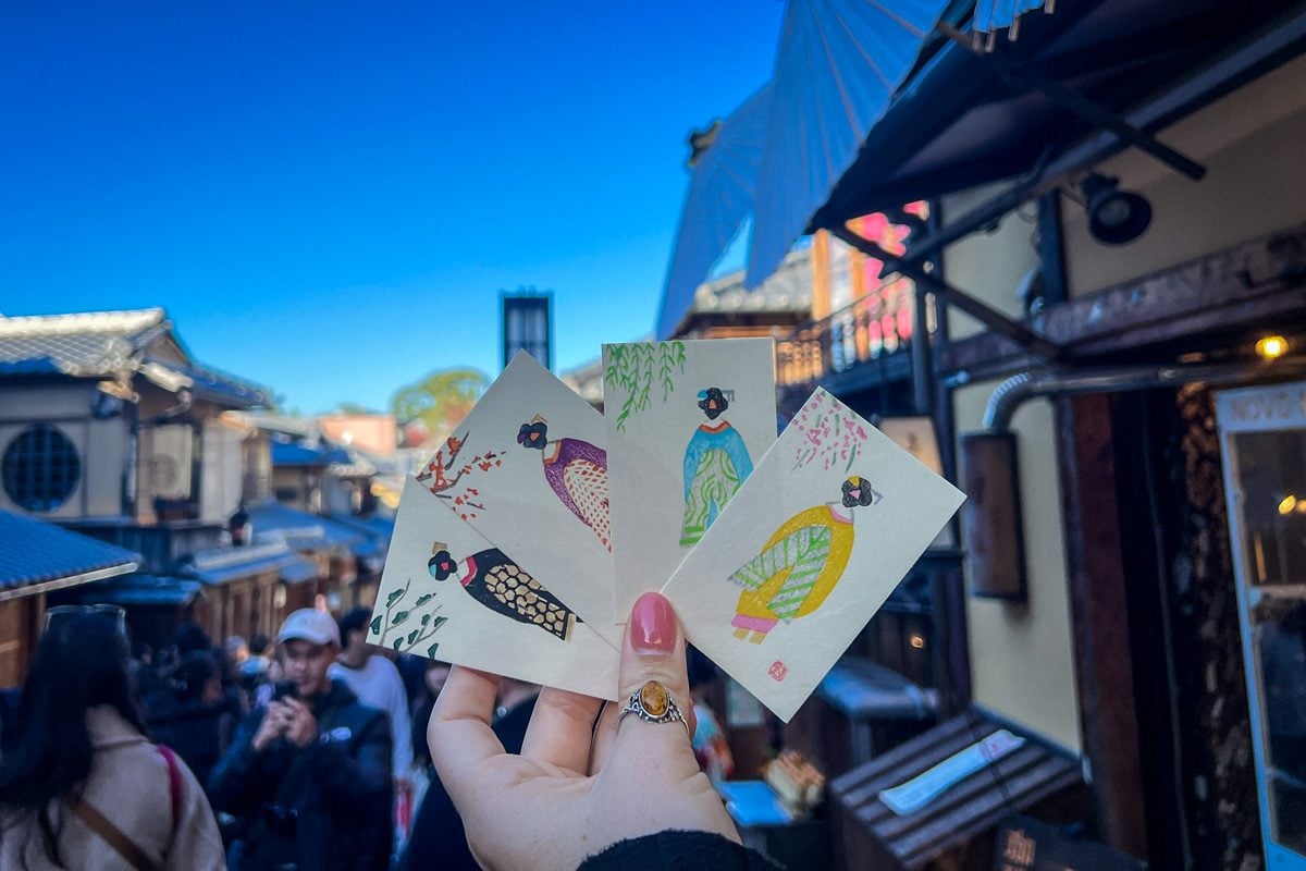 What to Buy in Japan? 29 Unique Japanese Souvenirs I Actually Use ...