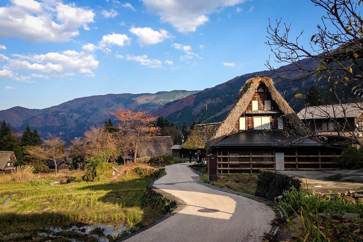 15 Memorable Things to Do in Shirakawa-go, Japan (+ itinerary!)