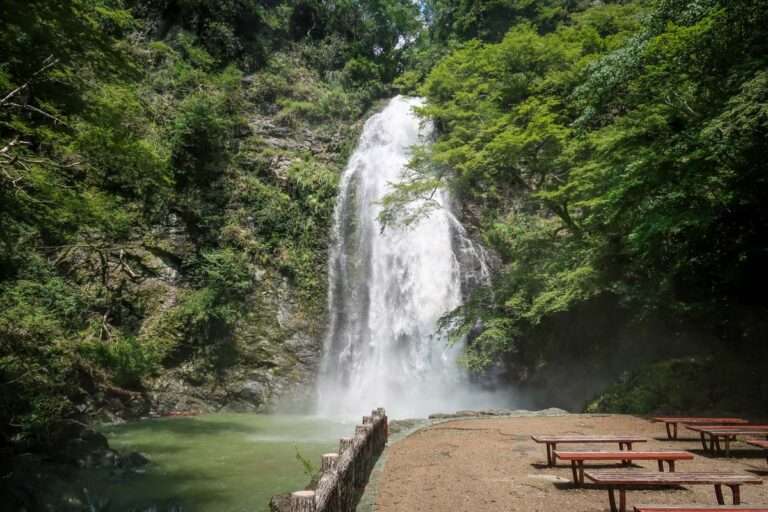 Minoh Park: Osaka’s Best Kept Secret | Two Wandering Soles