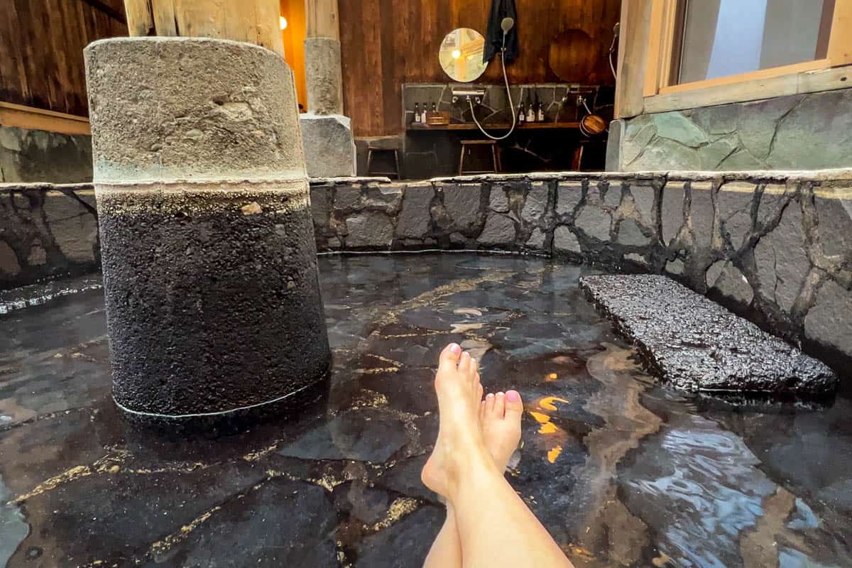 Japanese Onsen Etiquette: Don't Break These 8 Rules! | Two Wandering Soles
