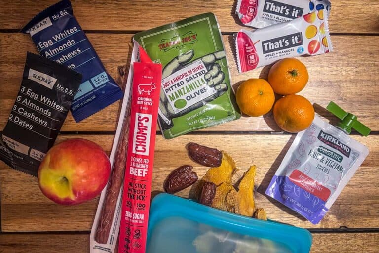 26 Healthy & Easy Travel Snacks for Toddlers and Babies | Two Wandering ...